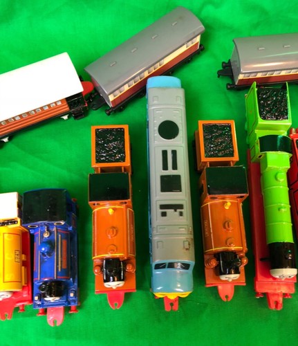 Vintage Thomas The Tank Engine Set Of 9 Plus 4 Passenger Cars ...