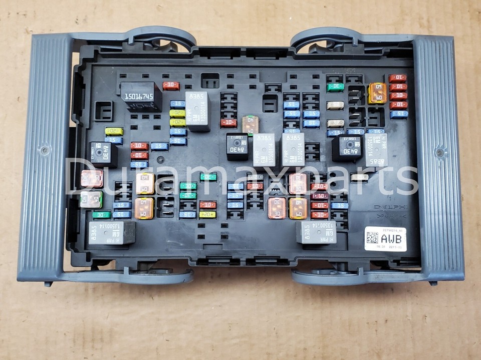 2010-14 Chevrolet Silverado/GMC Sierra Fuse Box Relay Junction Block ...