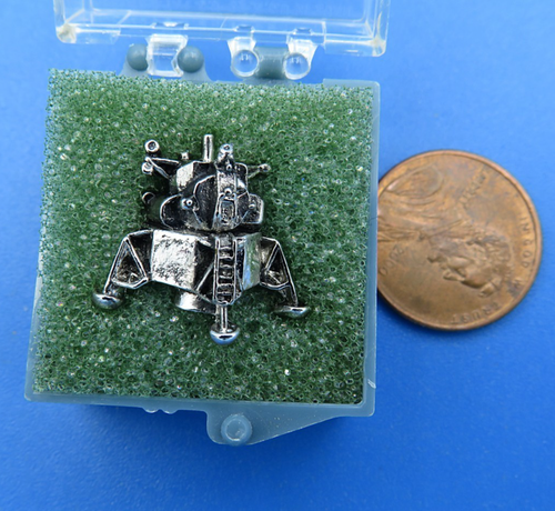 NASA PIN vtg APOLLO LEM Lunar Excursion Module / Grumman / Made by ...