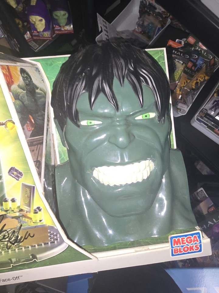 Hulk Face-Off 2033 The Incredible Hulk Mega Bloks Marvel Signed By Lou ...