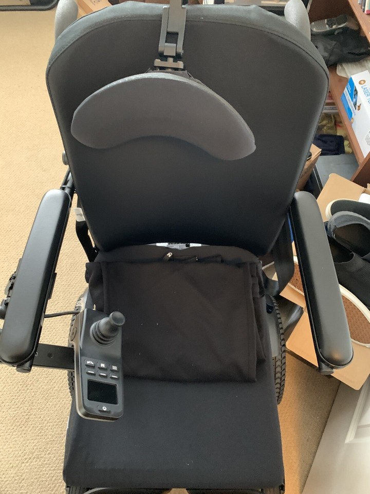 Quantum J4E Single Power Rehab Wheel Chair - Slightly Used | eBay