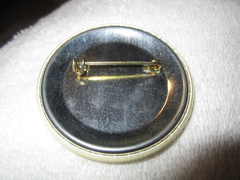 2" Thump Thump thump thump heartbeat heart beat pin button VTG pinback ...