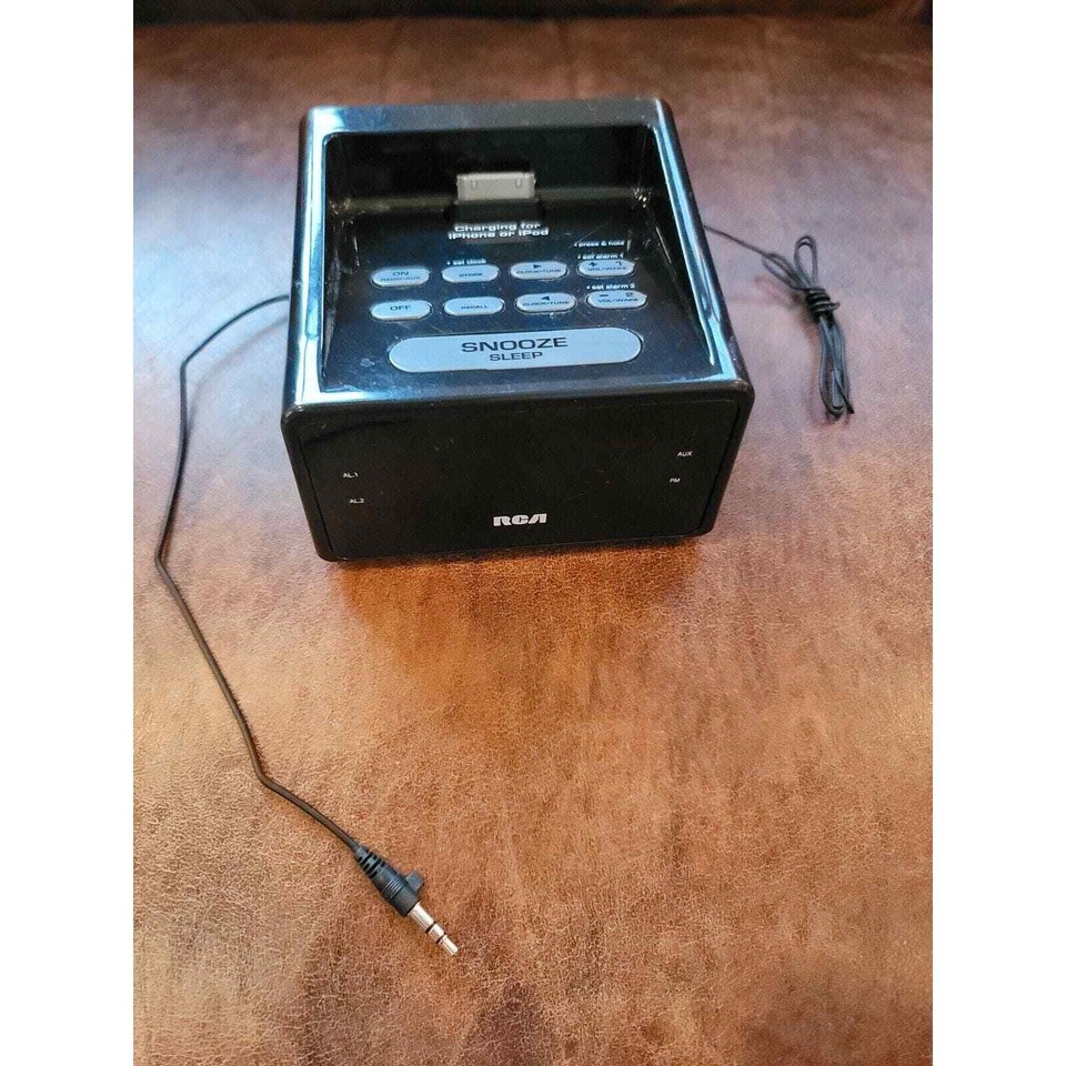 RCA Clock Radio Charging iPod iPhone docking station | eBay