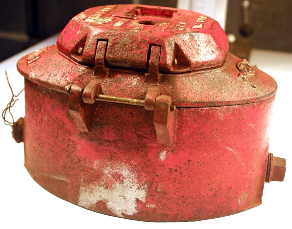 Vintage ADT Fire Alarm Box Private Station #7 Cast Iron – No Glass/Key ...