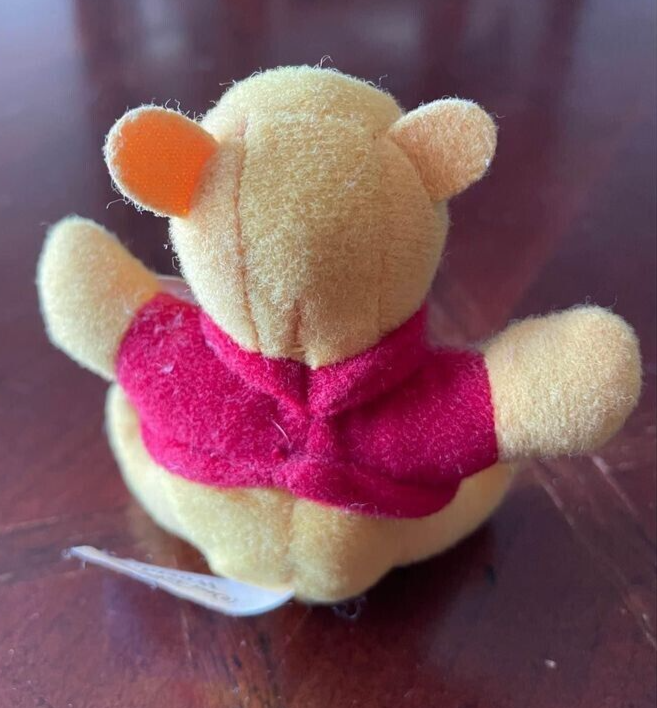 VTG Walt Disney World Mini Pooh Bear Kelloggs Cereal Promo plush toy 3. ...