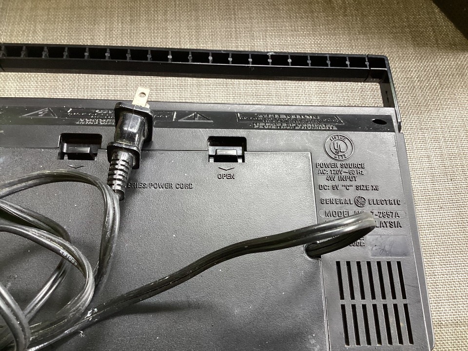 Zenith RF42 AM-FM & GE 7-2857A AM-FM radios, both working | eBay