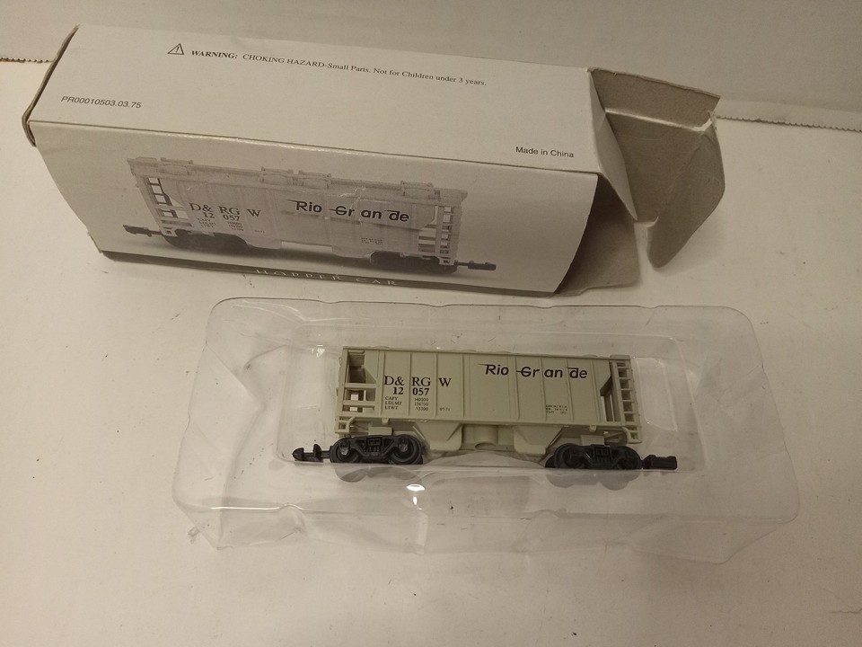 Southern Pacific Designs Rio Grande Model Train Hopper Car Beige | eBay