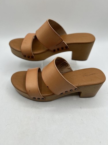 Universal Thread Clog Sandal Women's Sz 7 Brown Faux Leather Slip On ...