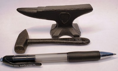 Small Cast Iron Anvil & Hammer | eBay
