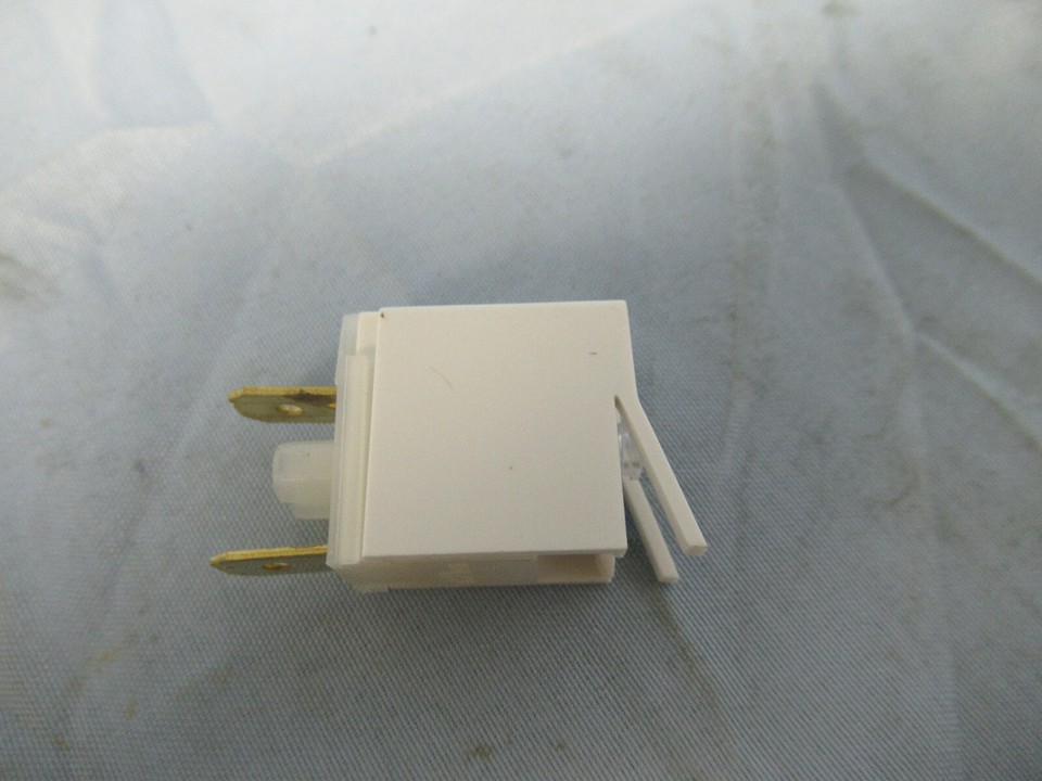 OEM Frigidaire Range Light Indicator w/lens 125V 316022500 316557300 ...