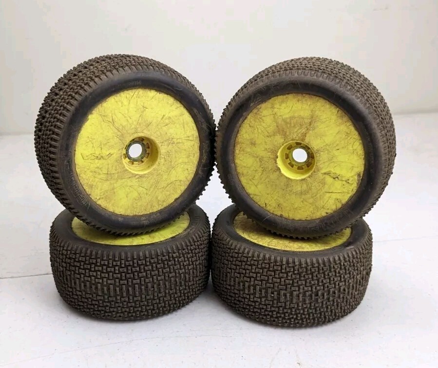 AKA Cityblock RC Truggy Tires & Wheels 17mm 1/8 Car Truck Racing Losi ...