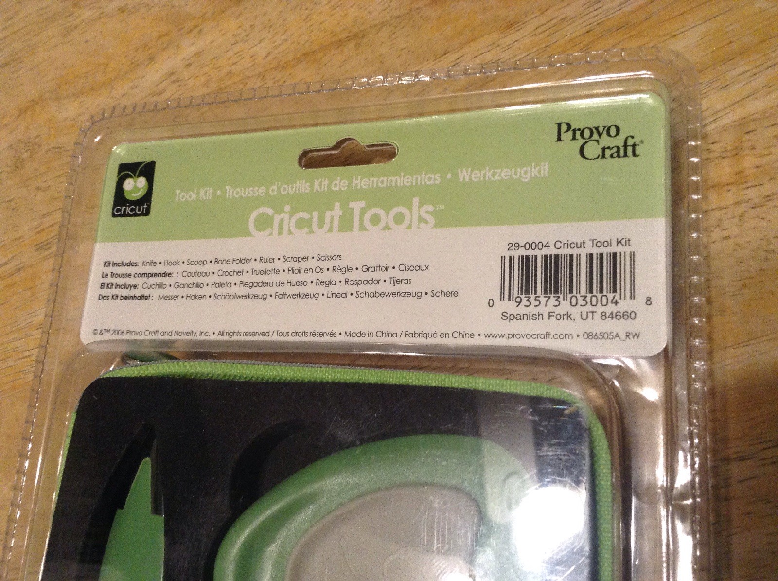 CRICUT TOOL KIT 7 Piece w/ Case -Knife Hook Scoop Scraper Scissors.. | eBay