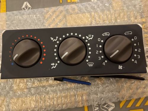 Console / Commande chauffage RENAULT TWINGO 1 / Boutons MARRON de 1996 ...