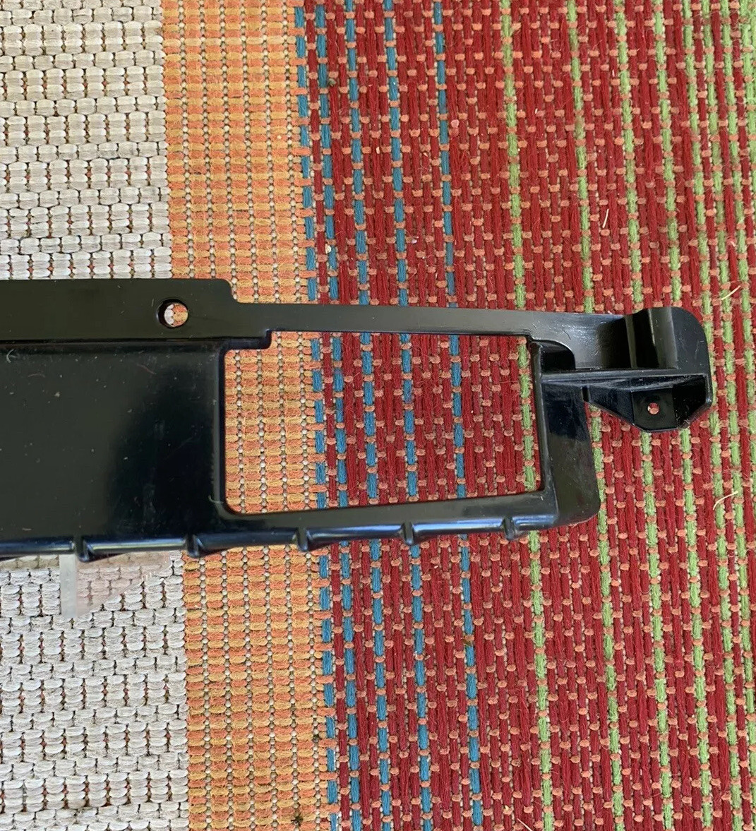 2013 - 2016 FORD FUSION FRONT BUMPER GRILLE RETAINER RIGHT SIDE DS7Z ...