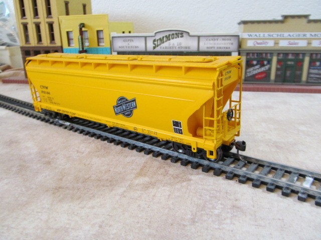 HO 1/87 McKean #1614 CNW ACF 50 ft Grain Car w/ Steel Wheels & KD's New ...