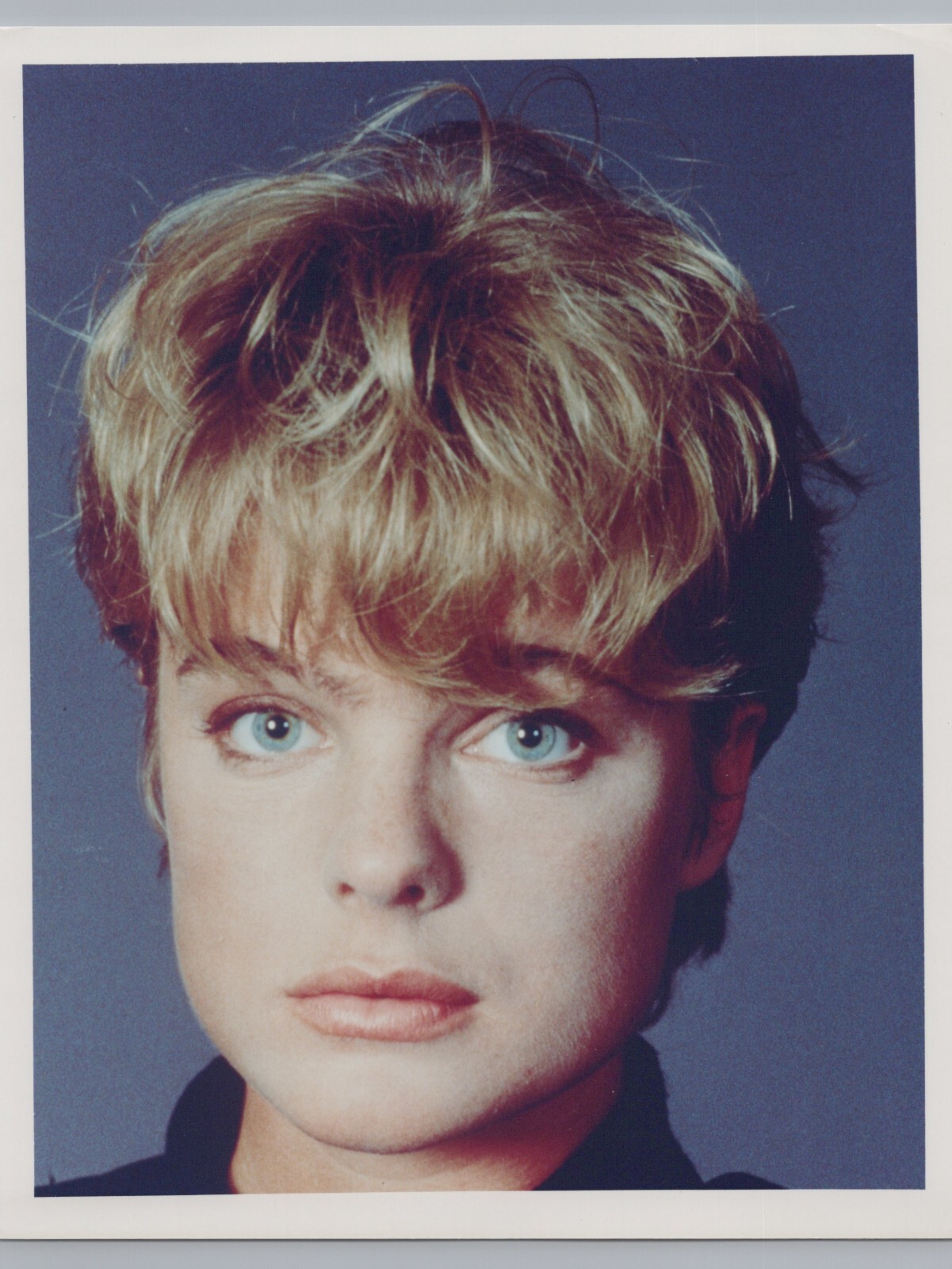 ⭐🎥 Erika Eleniak (2004) Stunning Portrait Original Vintage Movie Photo ...