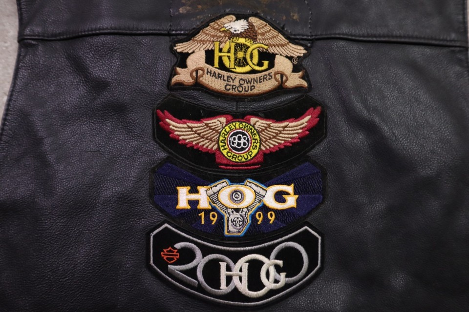 Harley Davidson Vest Mens XL Leather Black HOG Patches Pins | eBay
