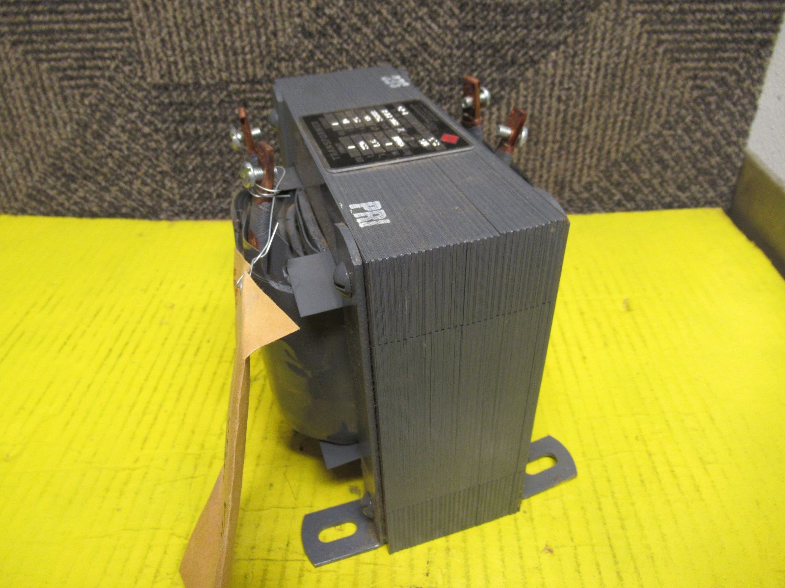 NEW NWL 1 PH TRANSFORMER 26888 PRI: 220V VOLT 4.6A 60CY. SEC: 40V VOLT ...