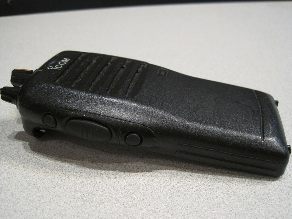 Icom IC-F11 146-174MHz VHF Portable Two-Way Radio | eBay