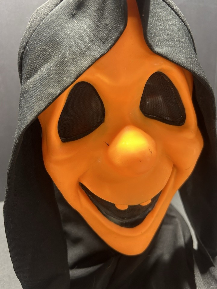 Vintage Scream Goofy Ghost Face Mask Fun World Easter Unlimited Orange ...