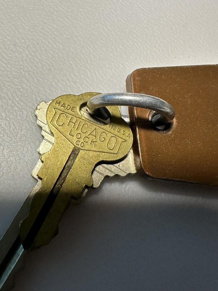 Vintage Sydney Australia Hilton International Hotel Keychain Key Ring ...