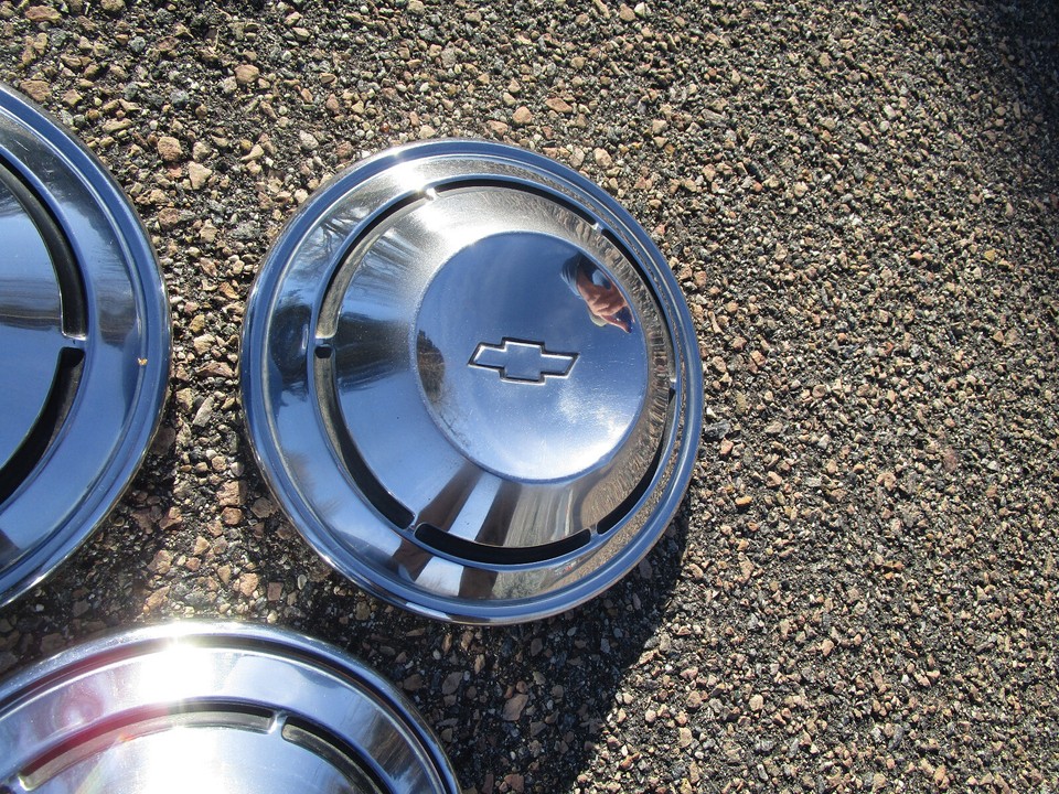 1968 69 70 Chevrolet dog dish hubcaps Camaro Nova Chevelle | eBay