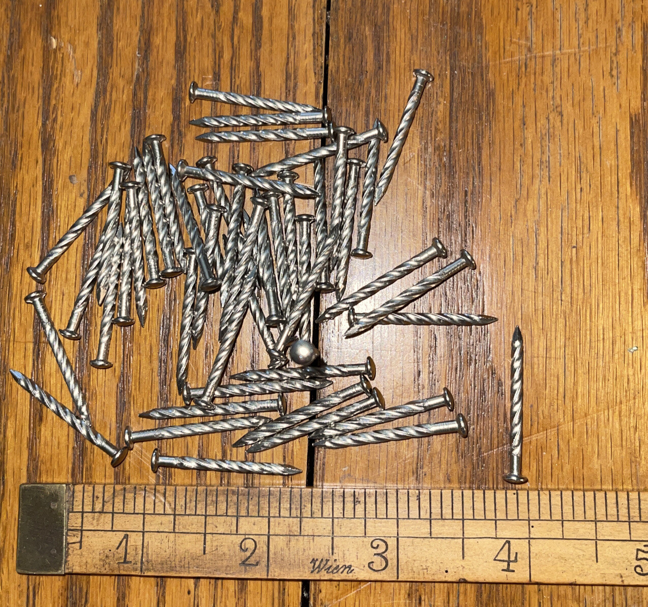 Floor Trim Fasteners Nails Screw Drive For Carpet Transition Bar Pewter ...