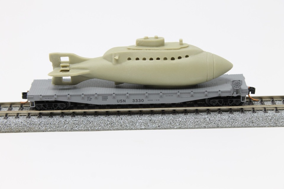 Micro Trains Special Run 07-136 N Scale Flatcar w/ Sub US Navy USN 3330 ...