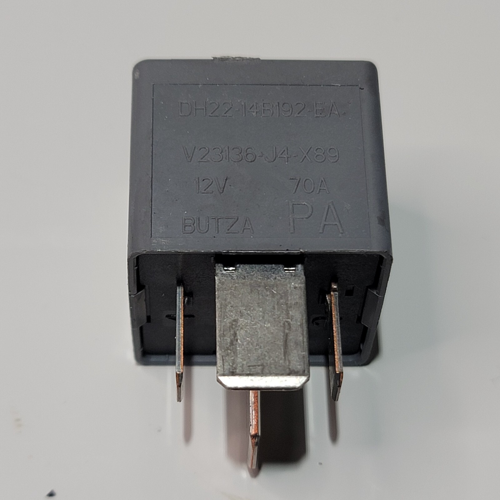 Jaguar Land Rover 4-Pin Grey Relay DH22-14B192-EA | eBay