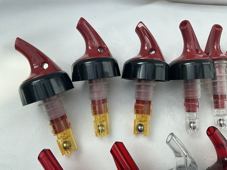 15 Mixed Lot Measured Liquor Bottle Pourers And Free Pour Bottle ...