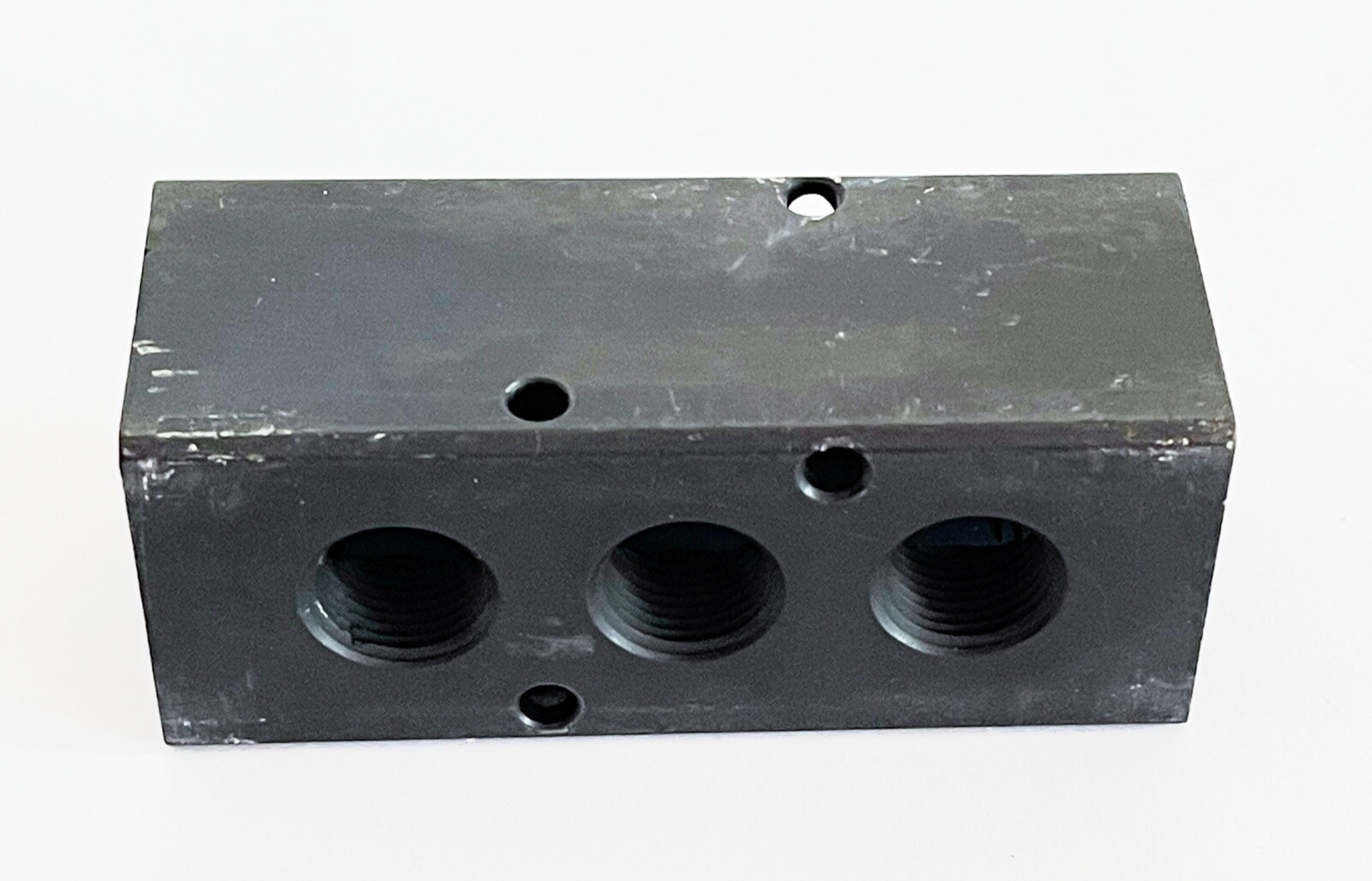 Polyconn PCM30-375-03B Manifold 3-Port #X4846 for sale online | eBay