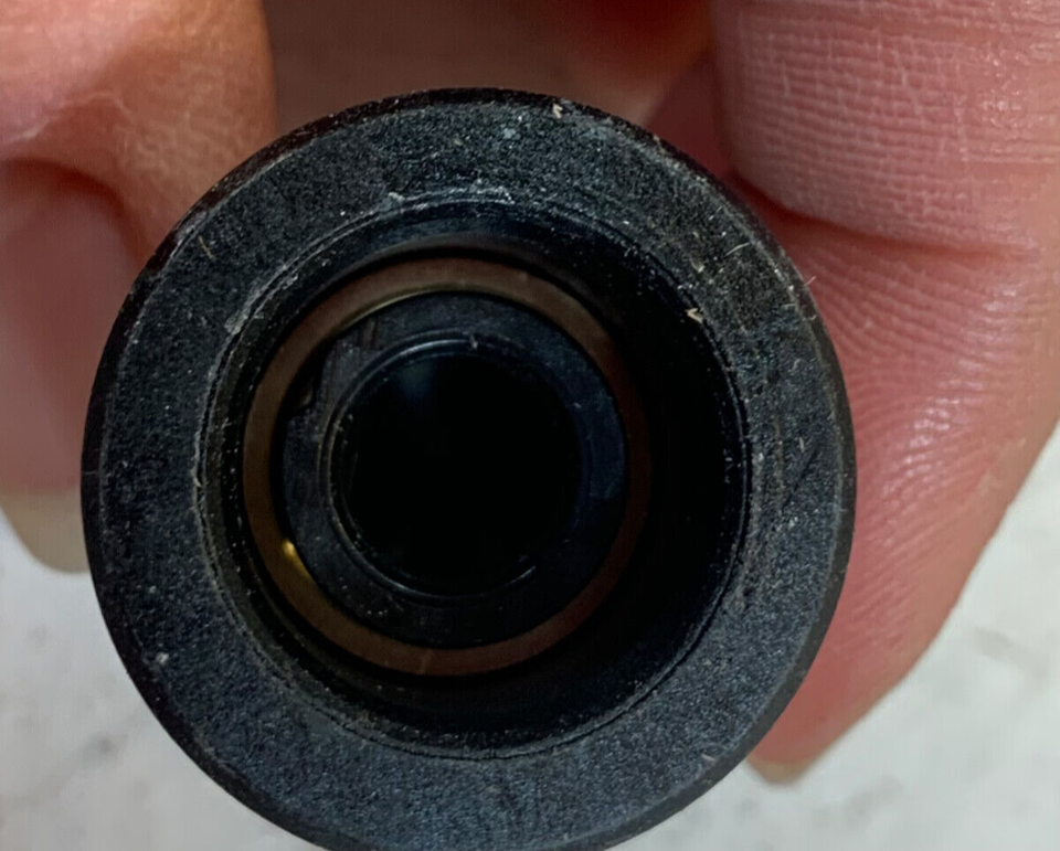 9 NEW Voss PA66-GF35 Straighe Inline Connector w/ Flow Stop Valve (K4 ...