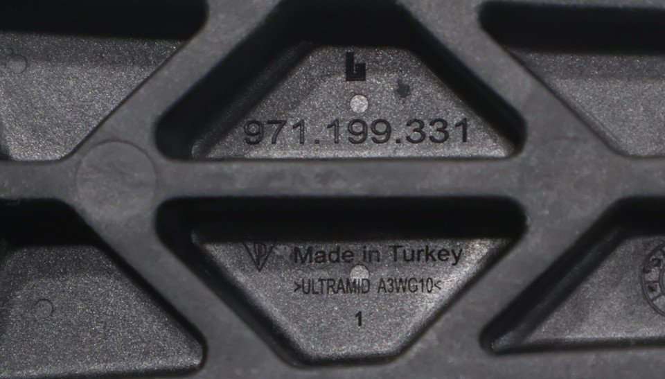 2017 - 2025 PORSCHE PANAMERA ENGINE RIGHT MOUNT TORQUE ARM ROLL ROD ...