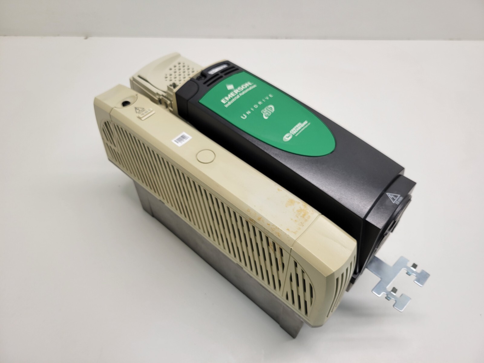 REFURBISHED! EMERSON UNIDRIVE 3PHASE VARIABLE FREQUENCY SERVO DRIVE ...