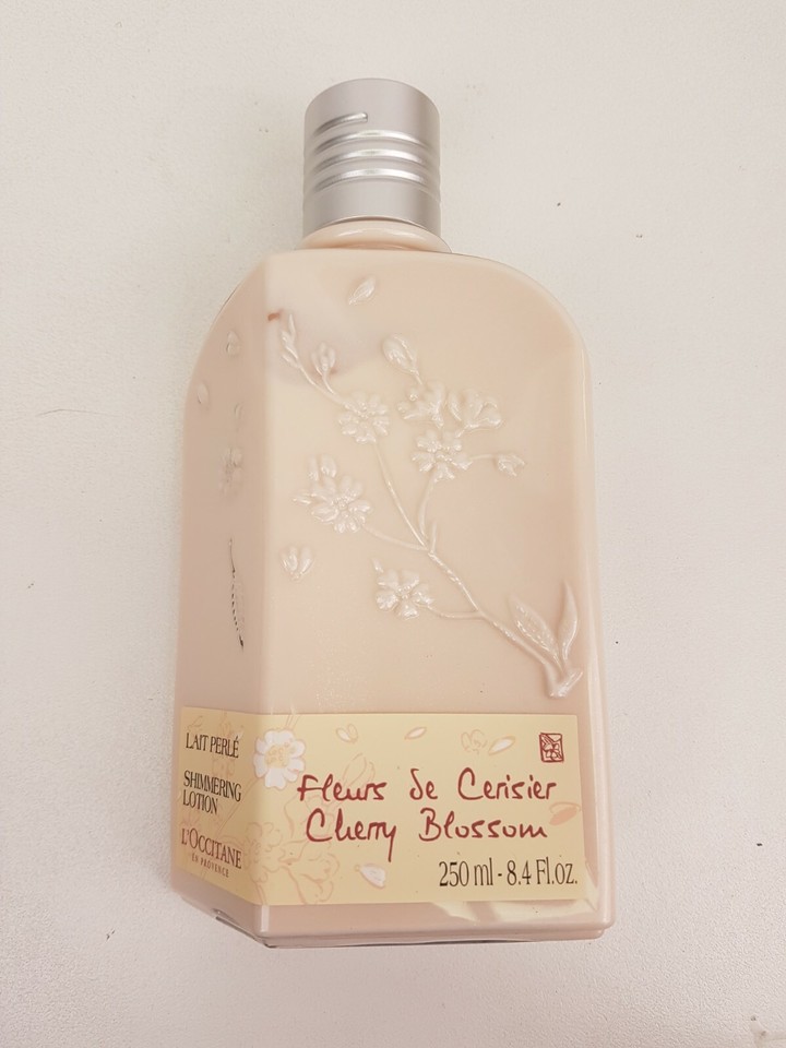 L'OCCITANE CHERRY BLOSSOM SHIMMERING BODY LOTION 250ML MILK LAIT PERLE ...