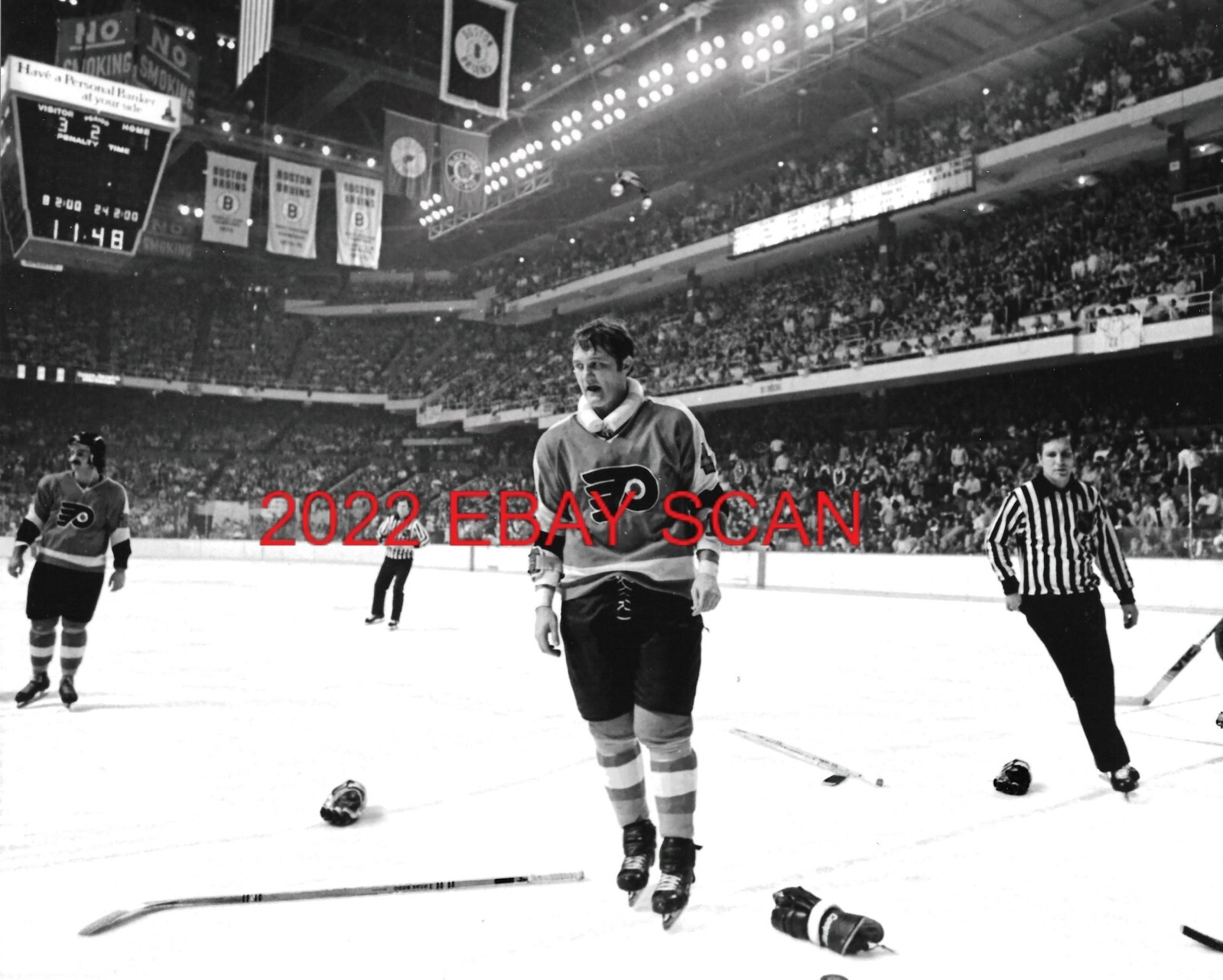 BARRY ASHBEE Surveys FIGHT SCENE at Boston Garden 8x10 Photo ...