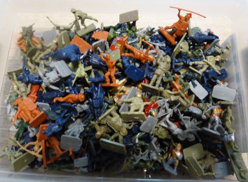 Airfix & ATLANTIC - 1/72 / 350 figurines toutes époques certaines ...