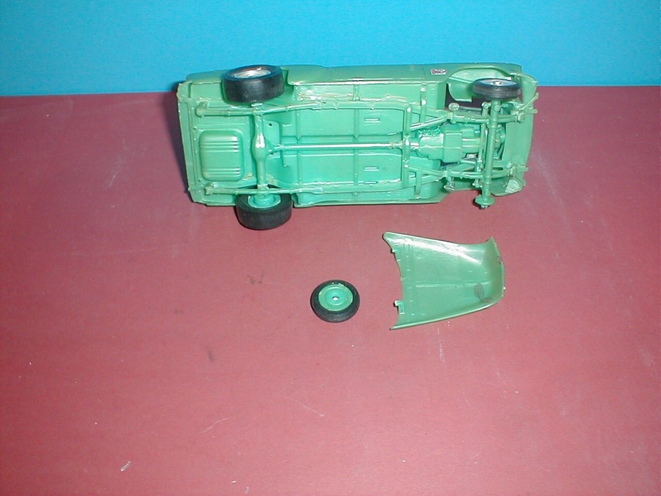 REVELL 1/25 VINTAGE BUILT 1954 54 CHEVY HIGHBOY MODEL KIT IN MINT GREEN ...