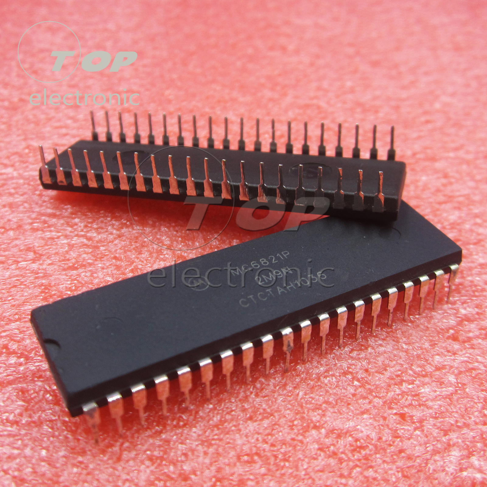 1/5PCS MC6821P 6821P 6821 MC6821 40PINS MC PERIPHERAL INTERFACE ADAPTER ...