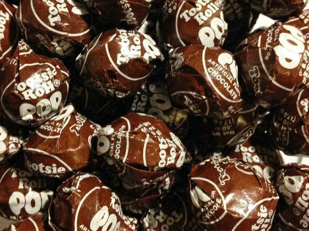 Chocolate Flavored Tootsie Pops Caramel Flavored Tootsie Pops Candy