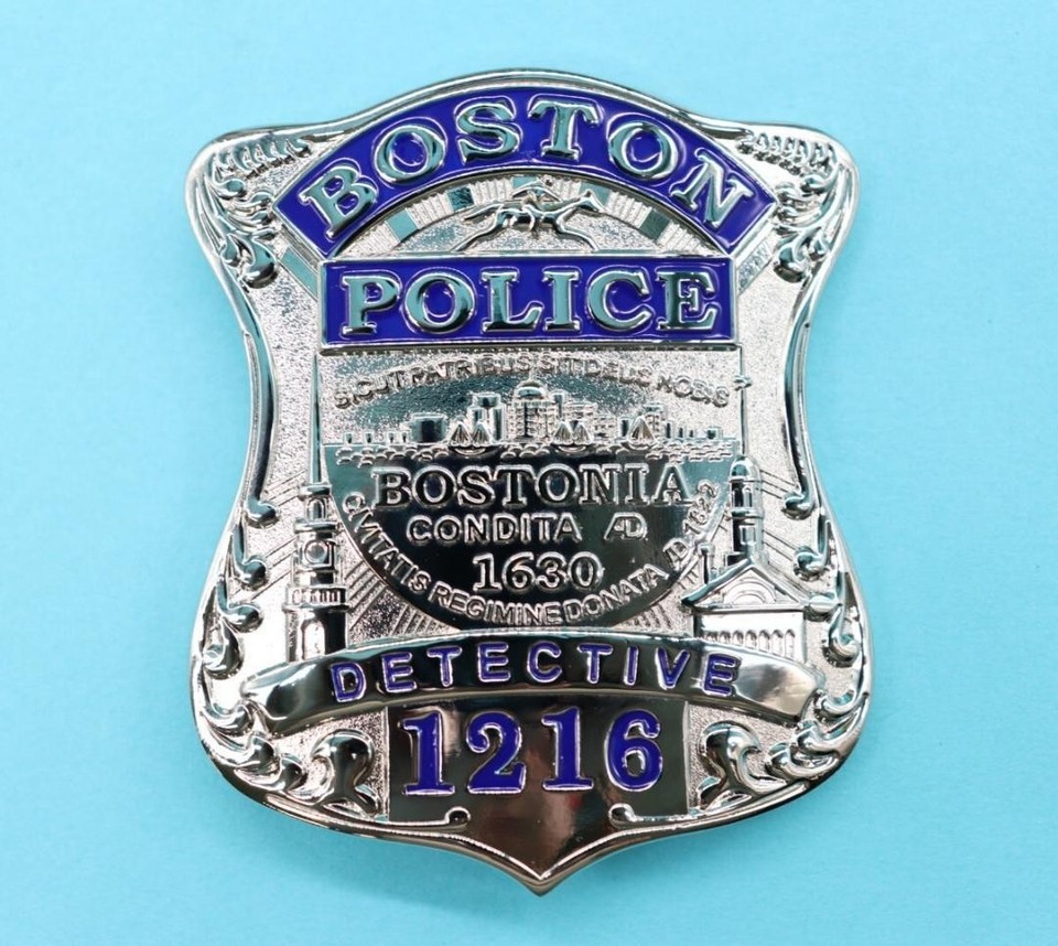 BOSTON POLICE DETECTIVE 1216 BADGE #a9122d | eBay