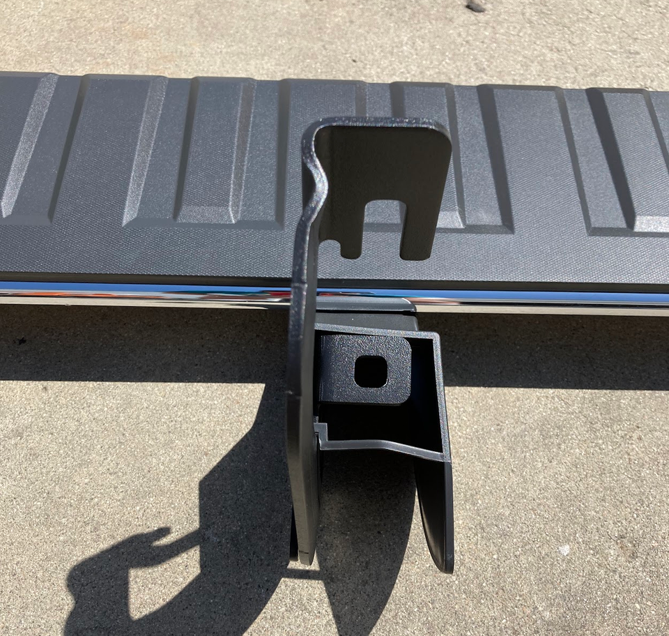 GM 6" Running Board Steps - 84106513 - For Chevy Silverado & GMC Sierra ...