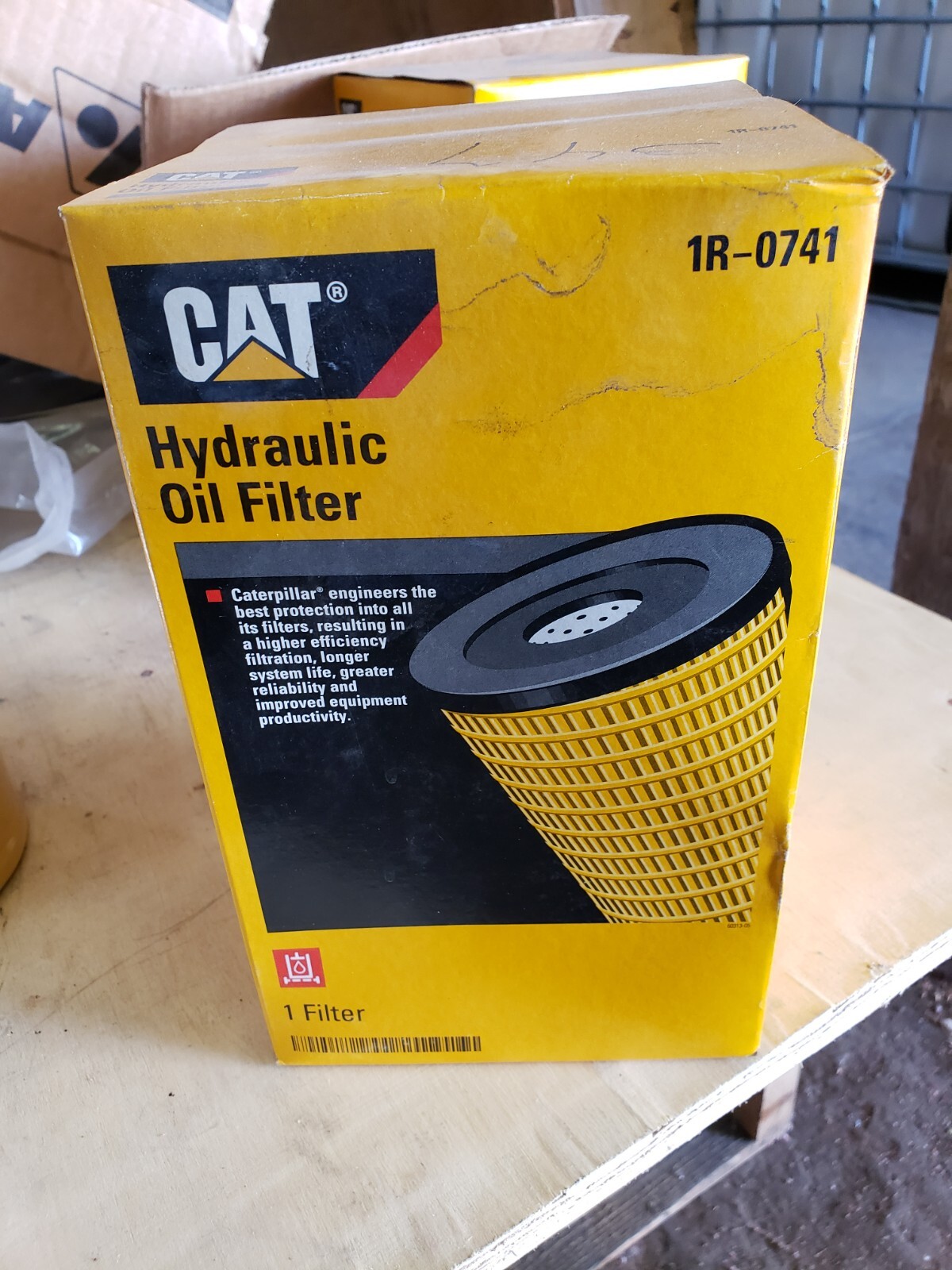 CATERPILLAR 1R0741 - cross reference oil filters | oilfilter ...