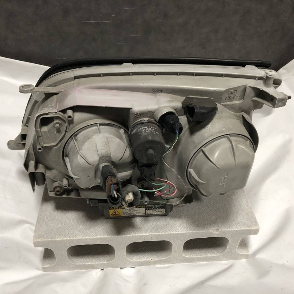 Toyota Celsior Lexus LS400 UCF20 UCF21 Headlight Set used HID | eBay