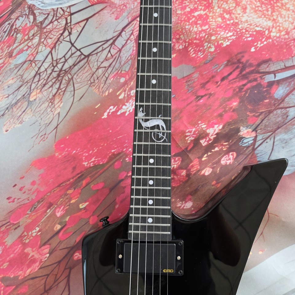 US HOT SALE James Hetfield Snakebyte Electric Guitar Snake Inlay Active ...