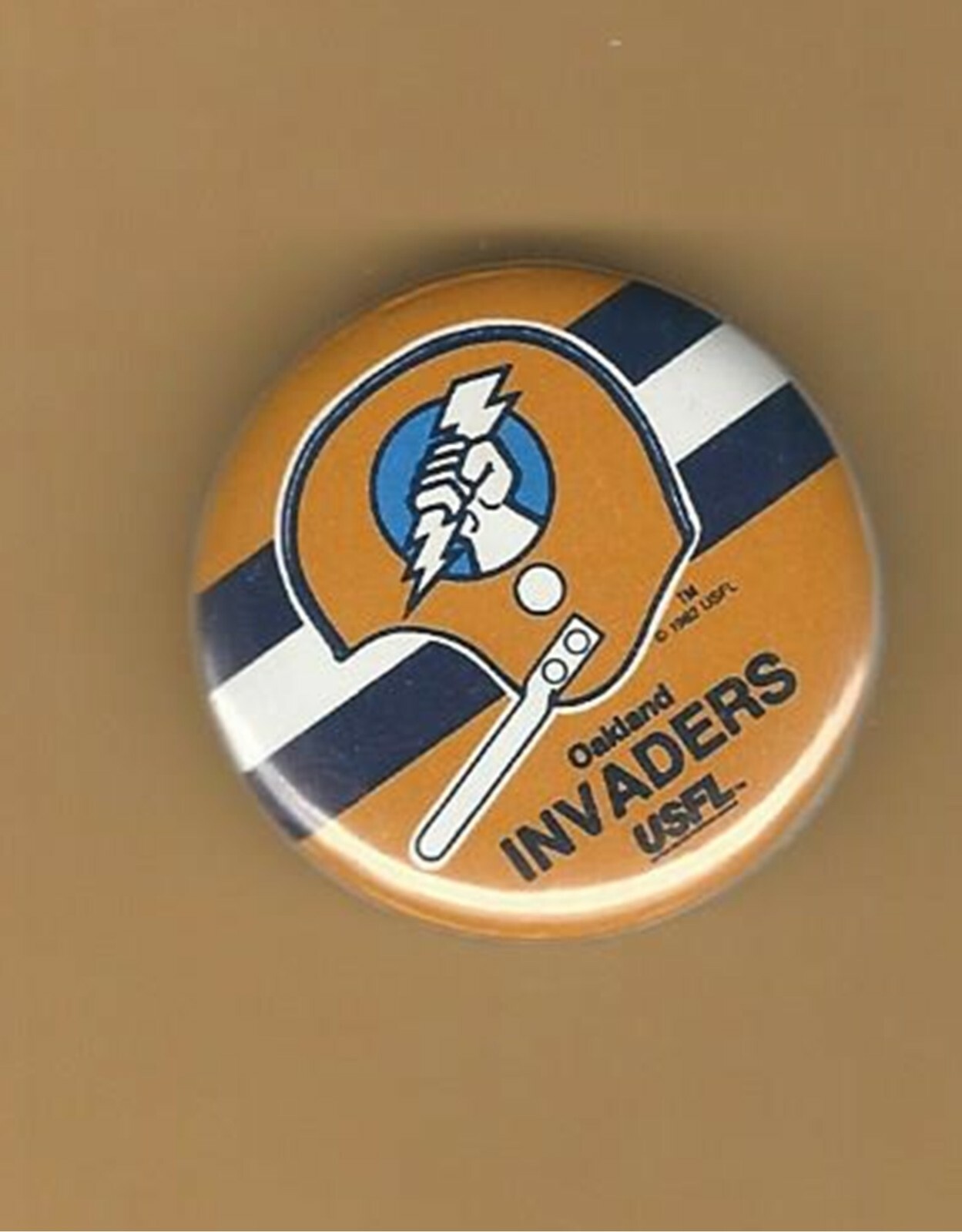 OAKLAND INVADERS ~Officially Licensed USFL SUPERSIZED Helmet Button ...