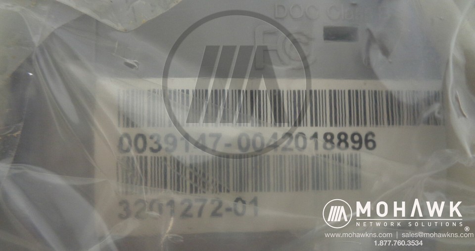 Sun MicroSystems 320-1272-01 KeyBoard Type 6 2M Cable Mini Din US/UNIX ...