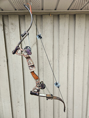 Oneida Black Eagle, Right Hand, 60-70 lb draw, Draw Length 28" variable ...