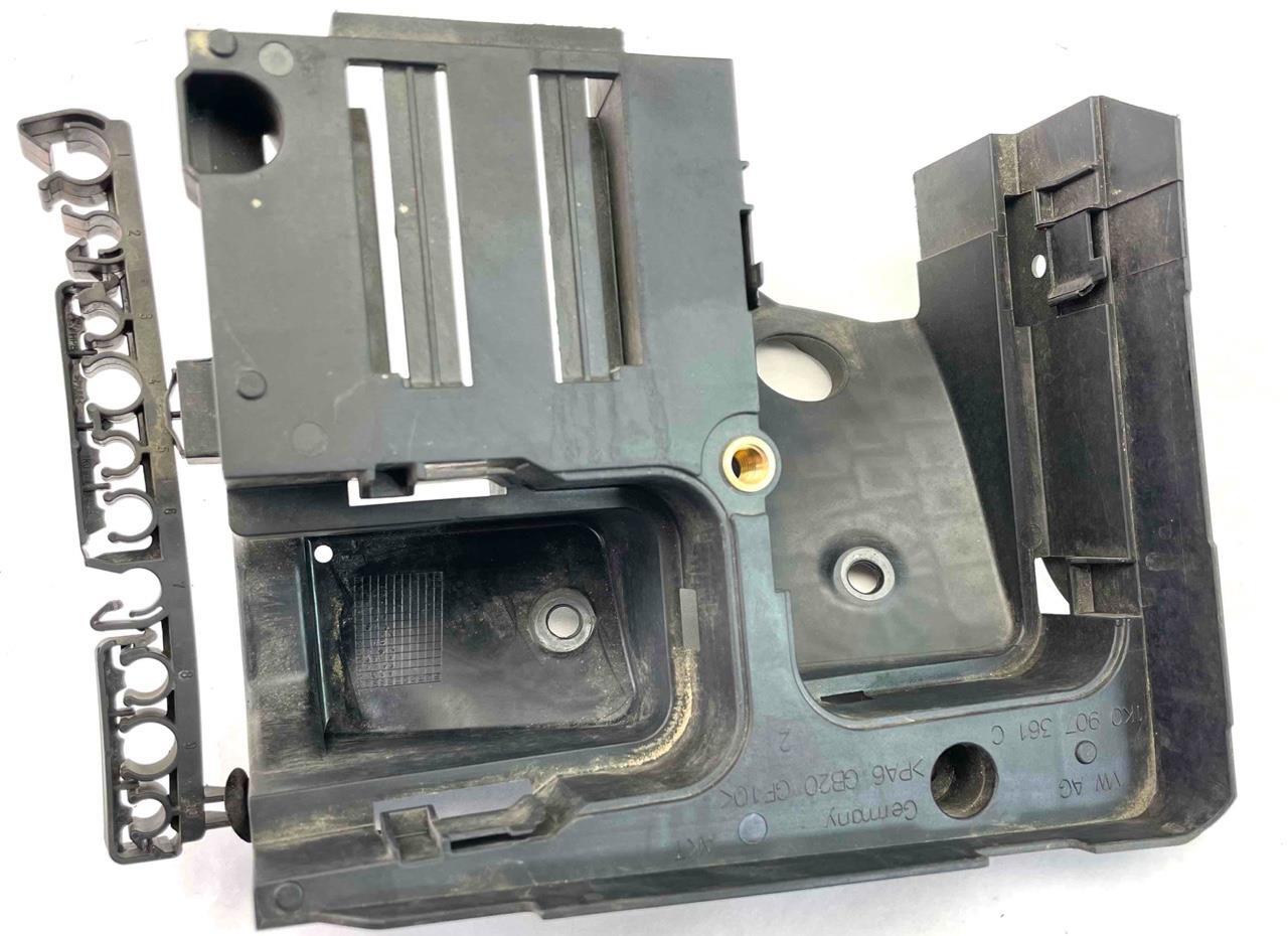 UNDERHOOD FUSE PANEL BRACKET HOLDER VW JETTA MK5 2005.5-2009 1K0907361C ...