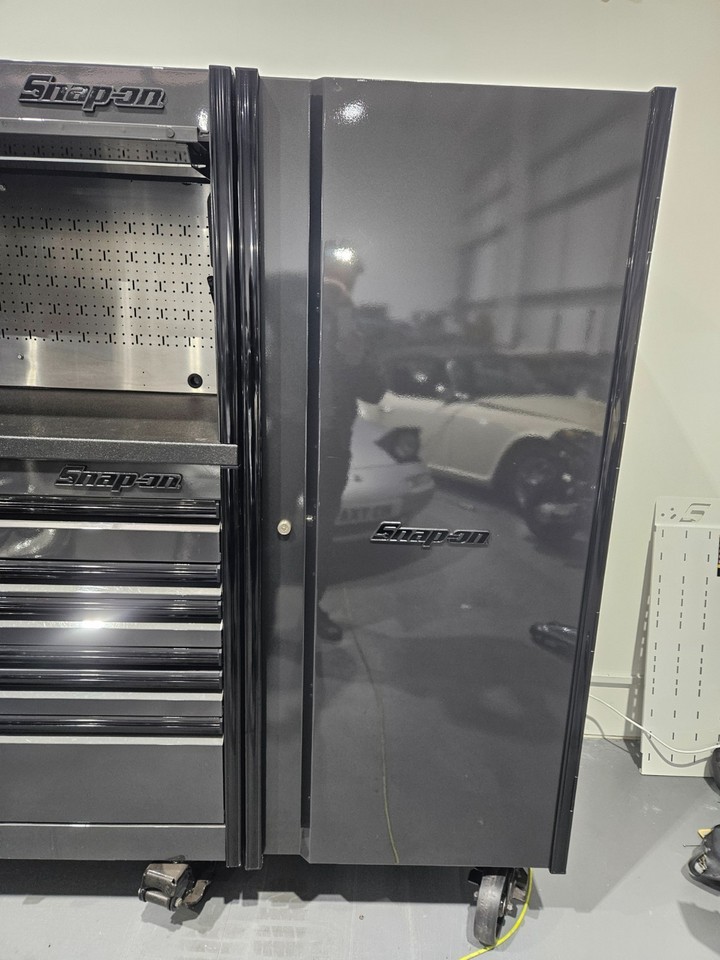 Snap On Epiq 84" Tool Box With Hutch And Lockers Gunmetal Grey RRP £26 ...